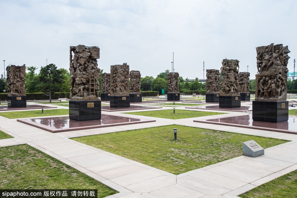 Attractions | Sculpture Garden of Chinese People's Anti-Japanese War