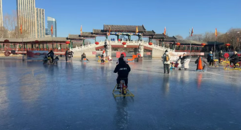 Ice rinks in these parks now open for skating