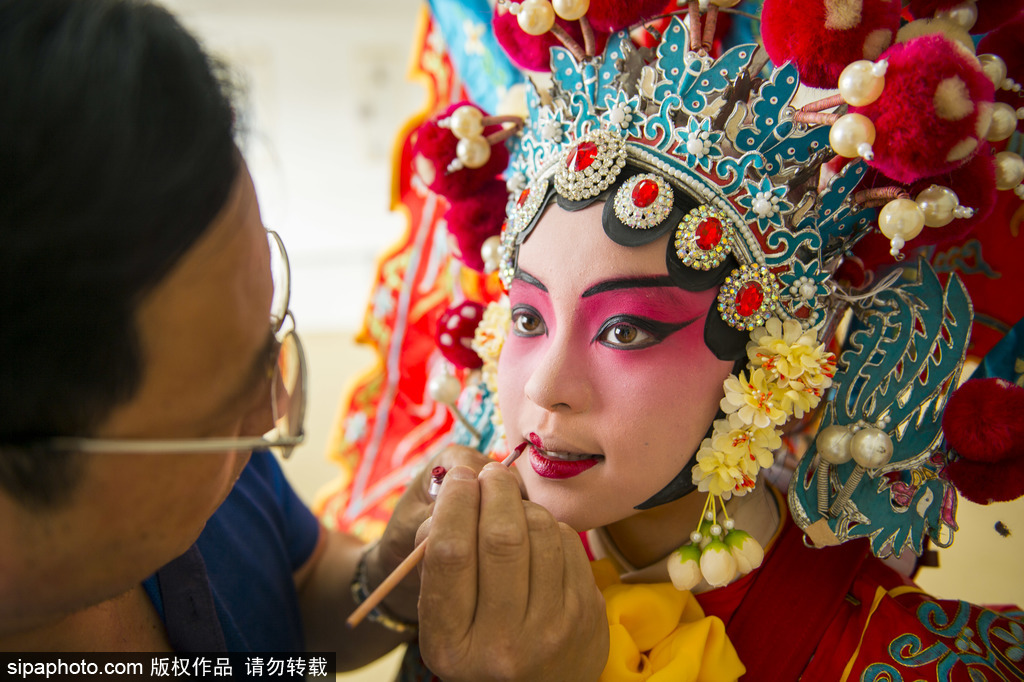 Peking Opera Costumes | Cloth-Based Sources of Clothing