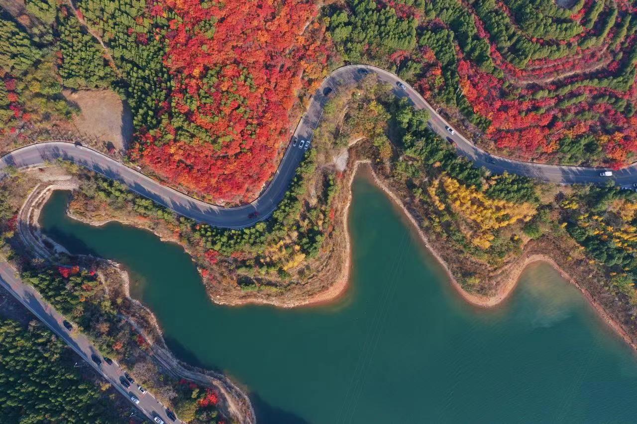 Start the golden autumn tour in Pinggu
